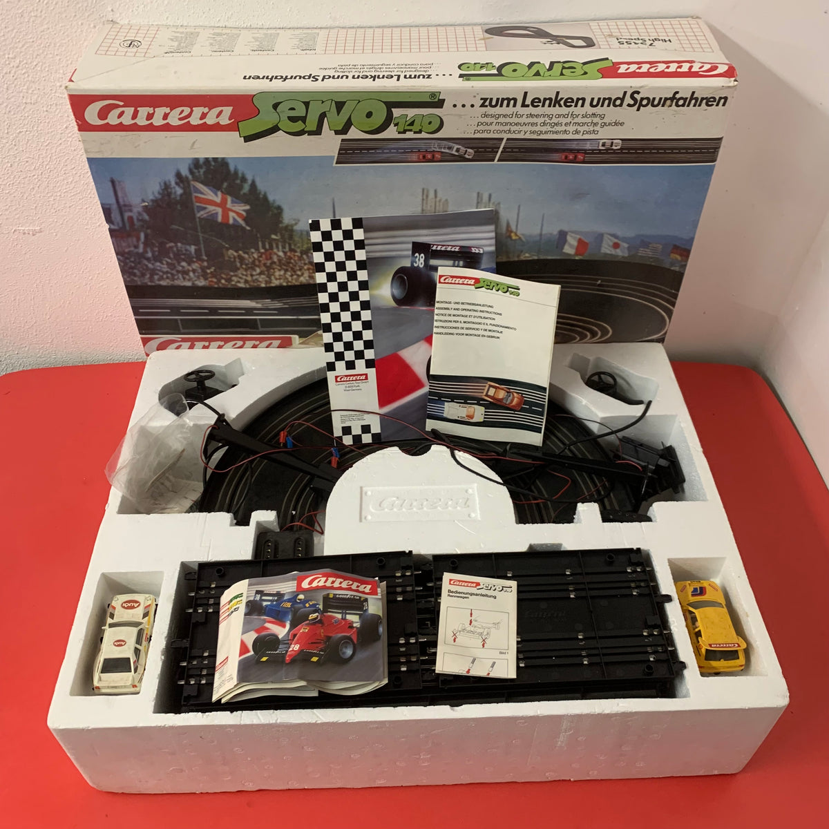 Carrera Servo 140 Autos